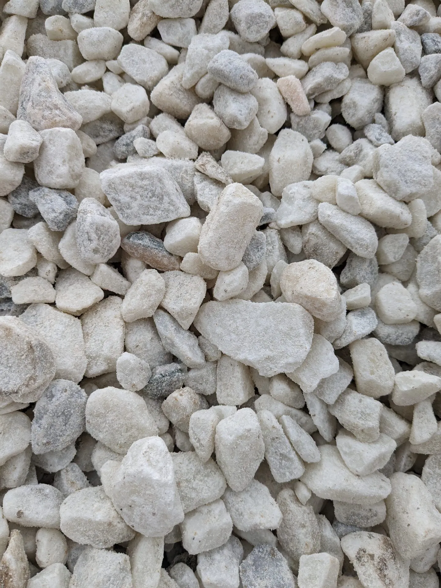 White Marble Chips - Dallas Stone Yard and Landscape Supply - Outdoor ...